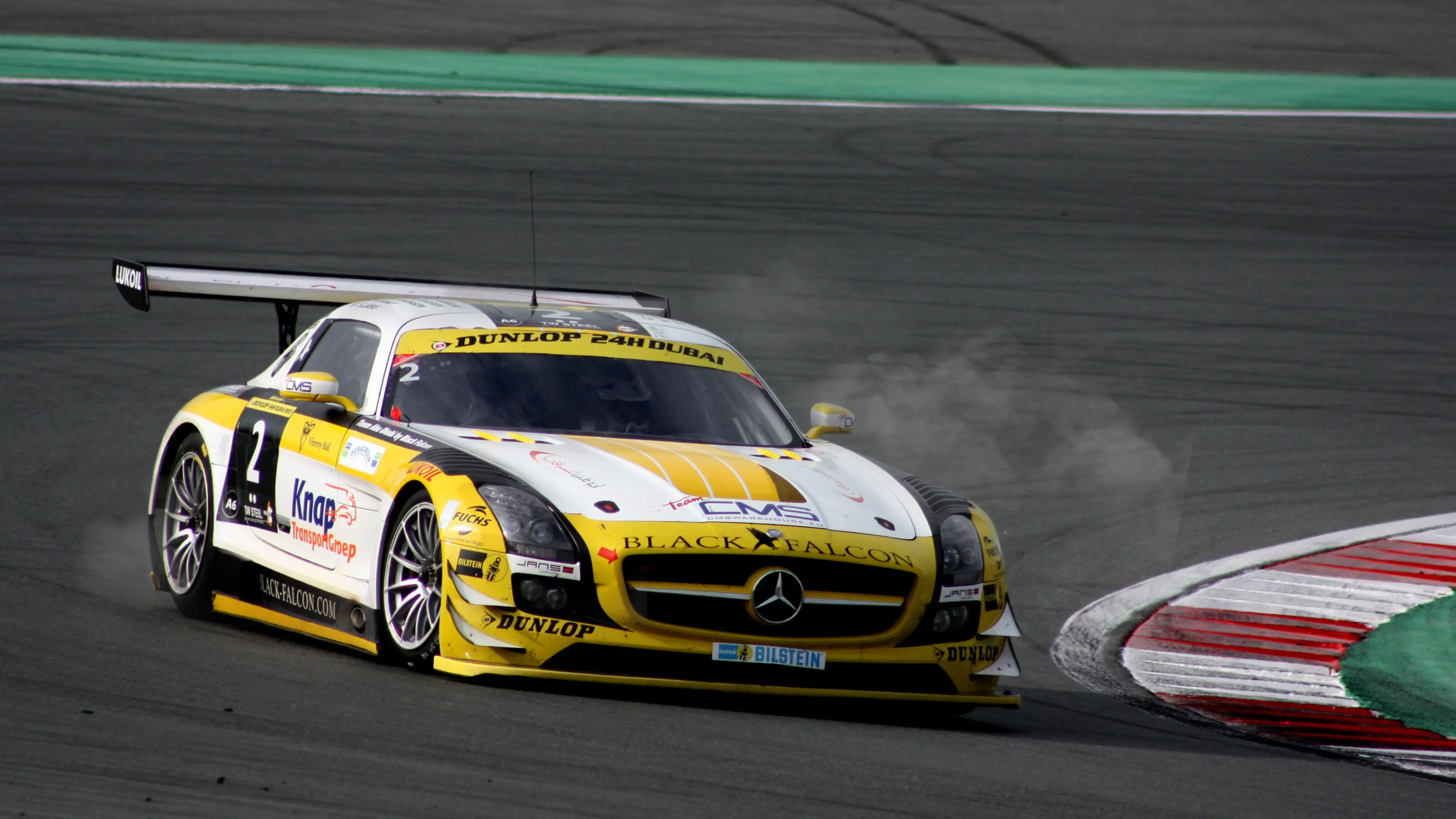Motorsport History Moments: Record-Breaking Feats - Auto